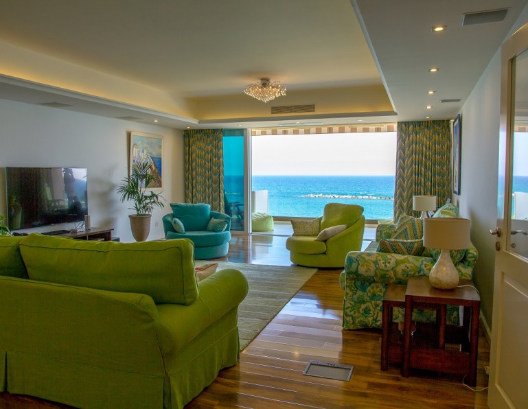 BEACHFRONT APARTMENT FOR SALE | Gallery Estate